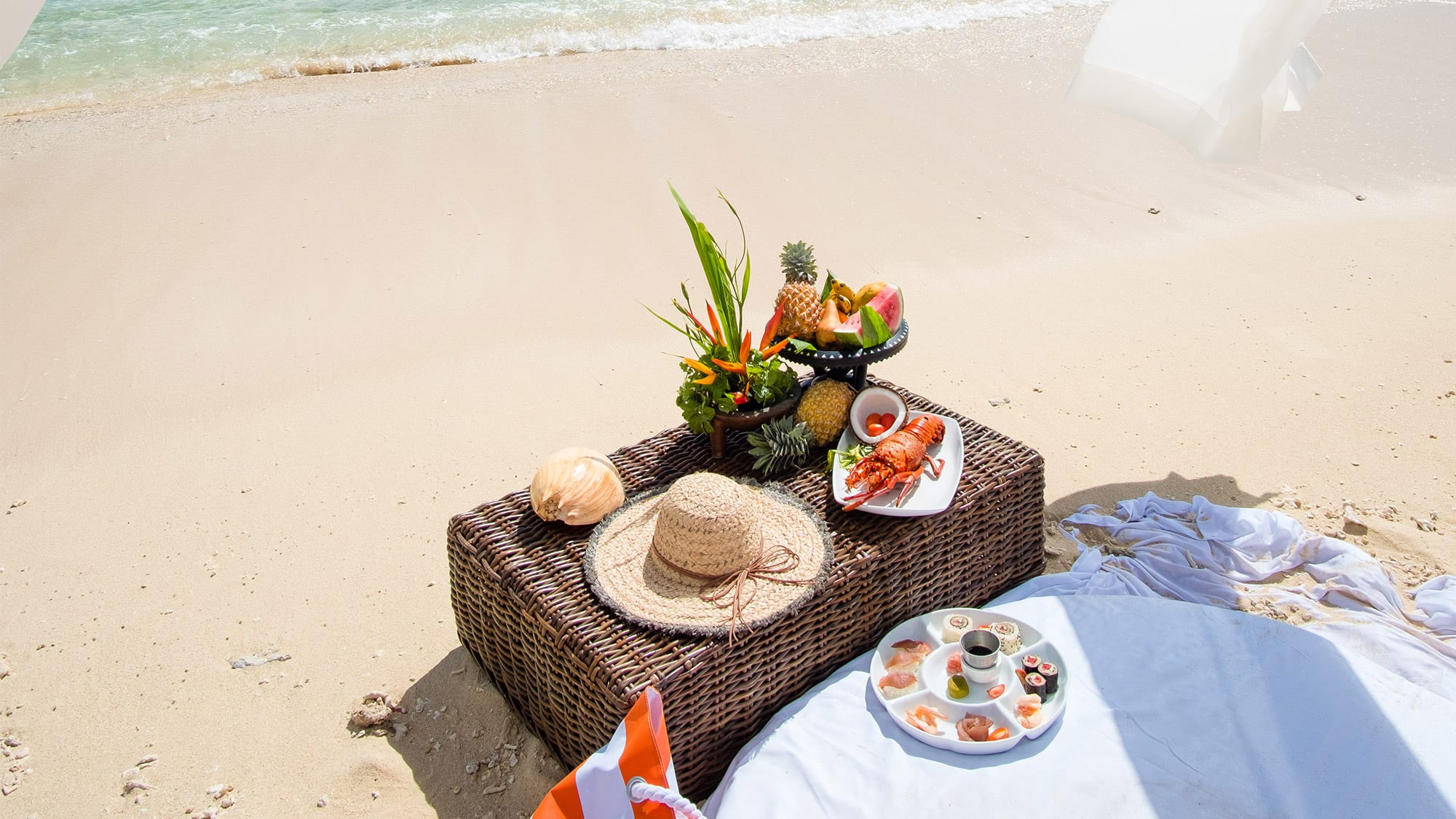 Dine anywhere with a romantic beach picnic - Nanuku Resort